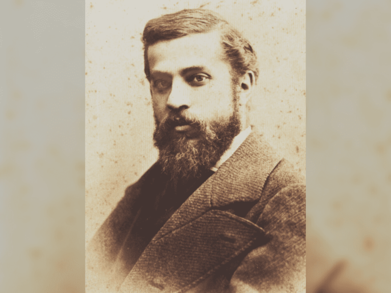 Biography of Antoni Gaudí | Visit the Sagrada Familia