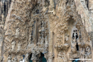 Timeline, Stages, and Style of Antoni Gaudí's Buildings | Visit the ...